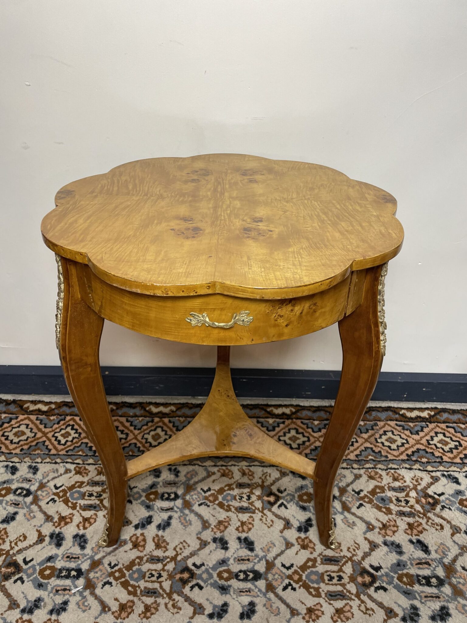 Beautiful Walnut Veneer Scalloped Side Table - Vintage Dublin